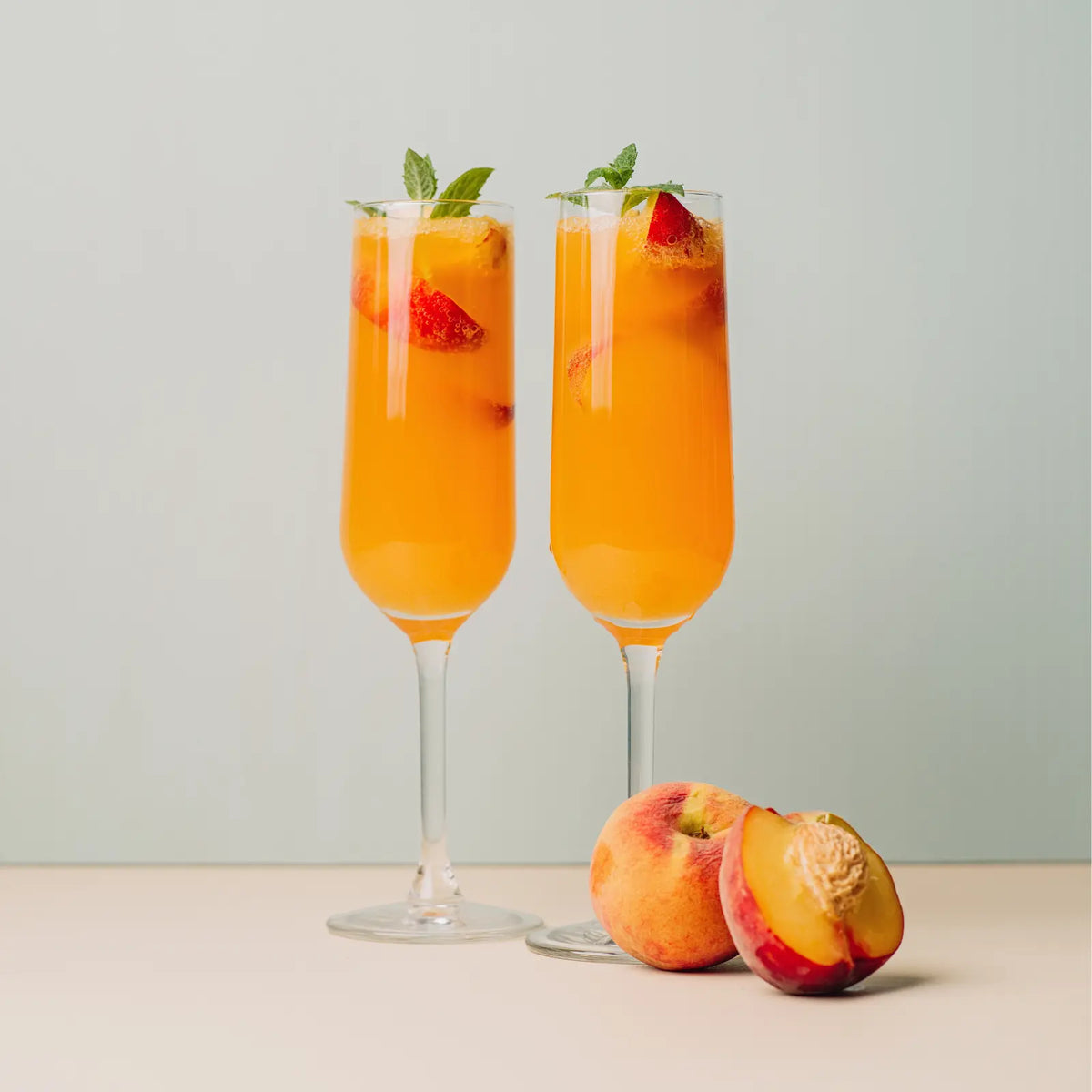 Peach Bellini Mocktail - Refreshing Recipe | De Soi